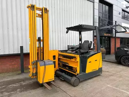Used Articulated Trucks / VNA for sale | Forklift