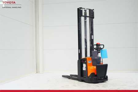 Used Toyota SWE120 for sale | Forklift